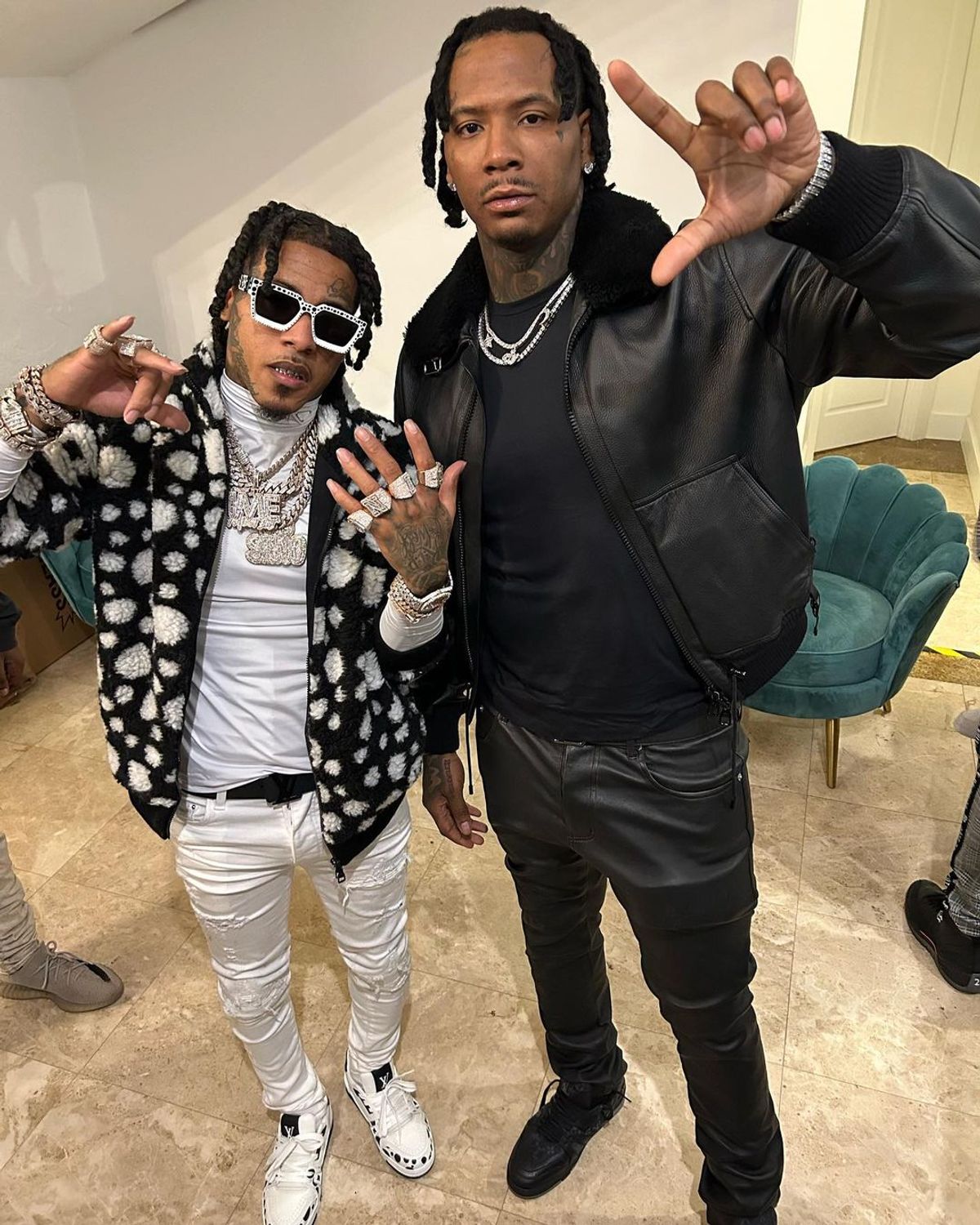 Moneybagg Yo Outfit from January 17, 2023 | WHAT’S ON THE STAR?
