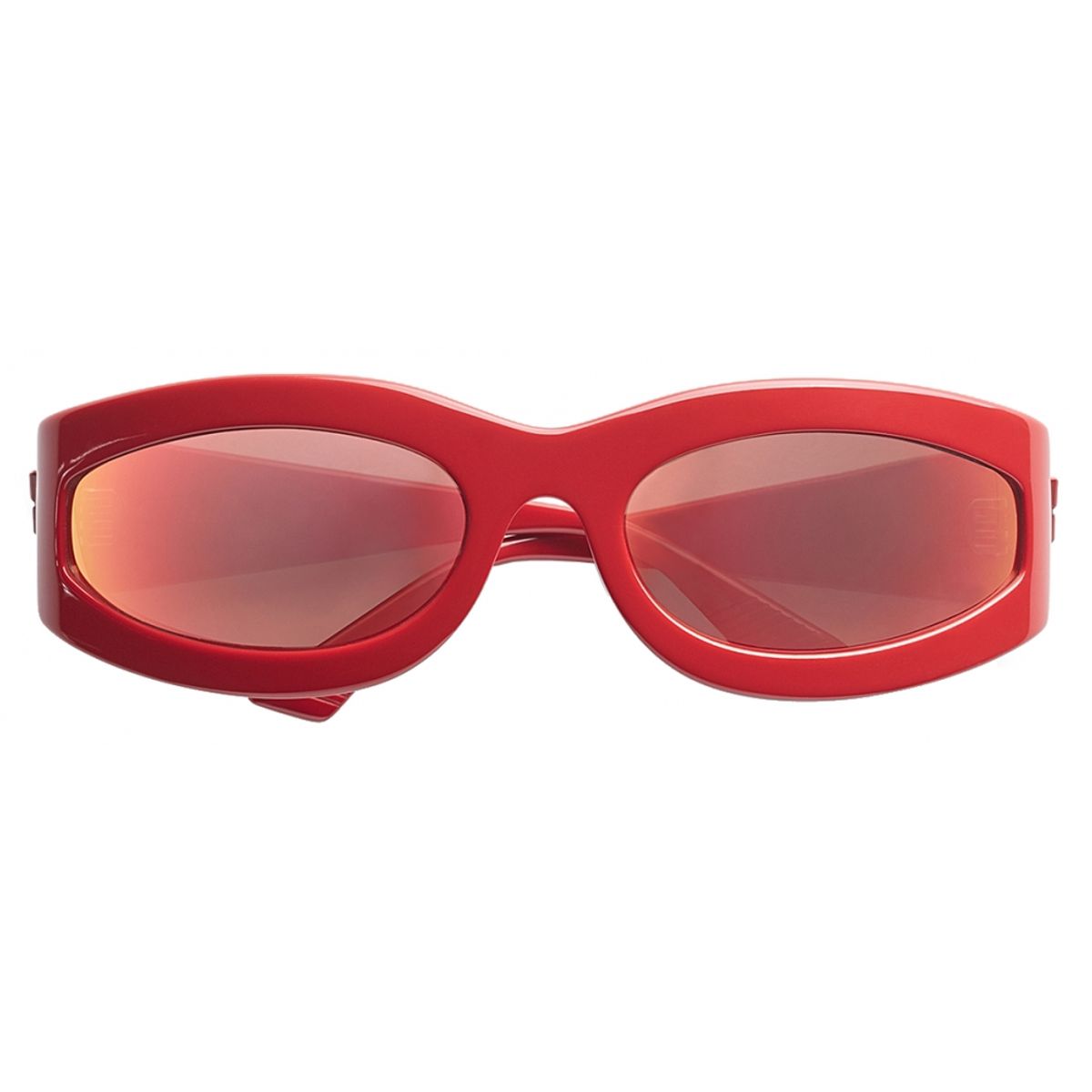 Bottega Veneta Oval Red Sunglasses | WHAT’S ON THE STAR?