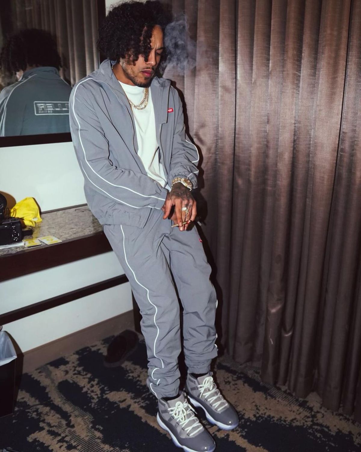 King Cid Outfit from January 19, 2023 | WHAT’S ON THE STAR?