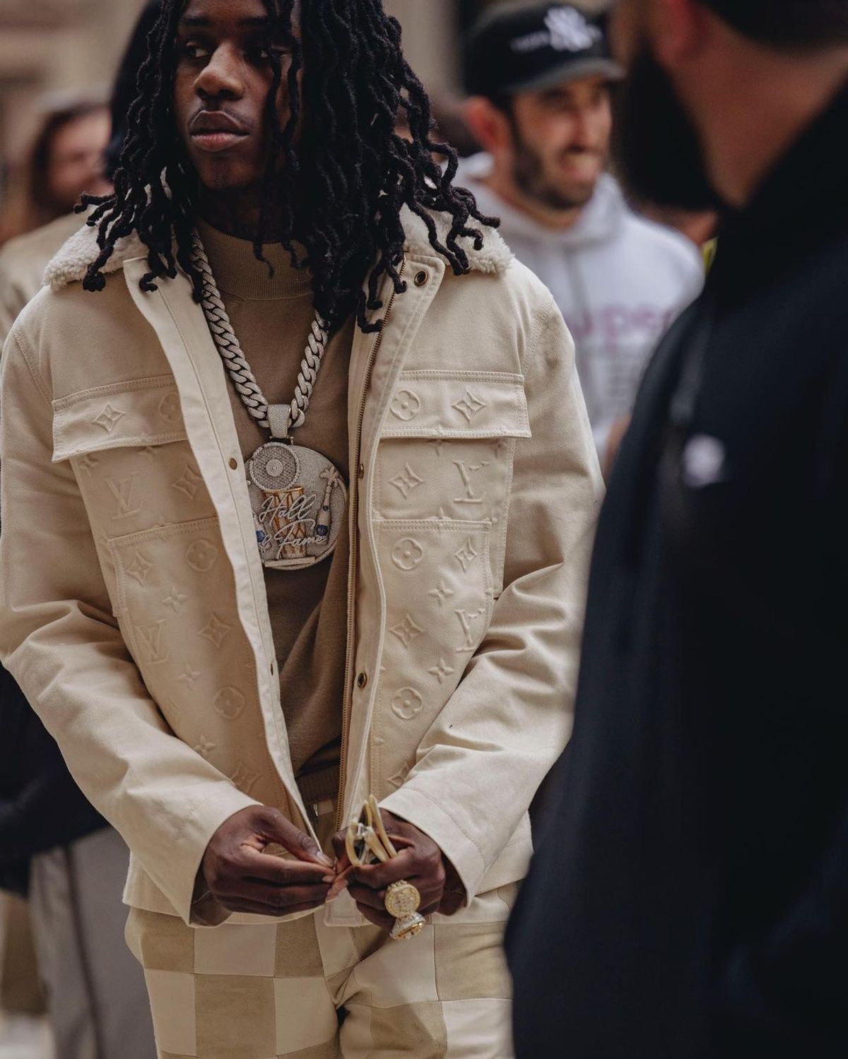 Polo G Outfit from January 19, 2023 | WHAT’S ON THE STAR?