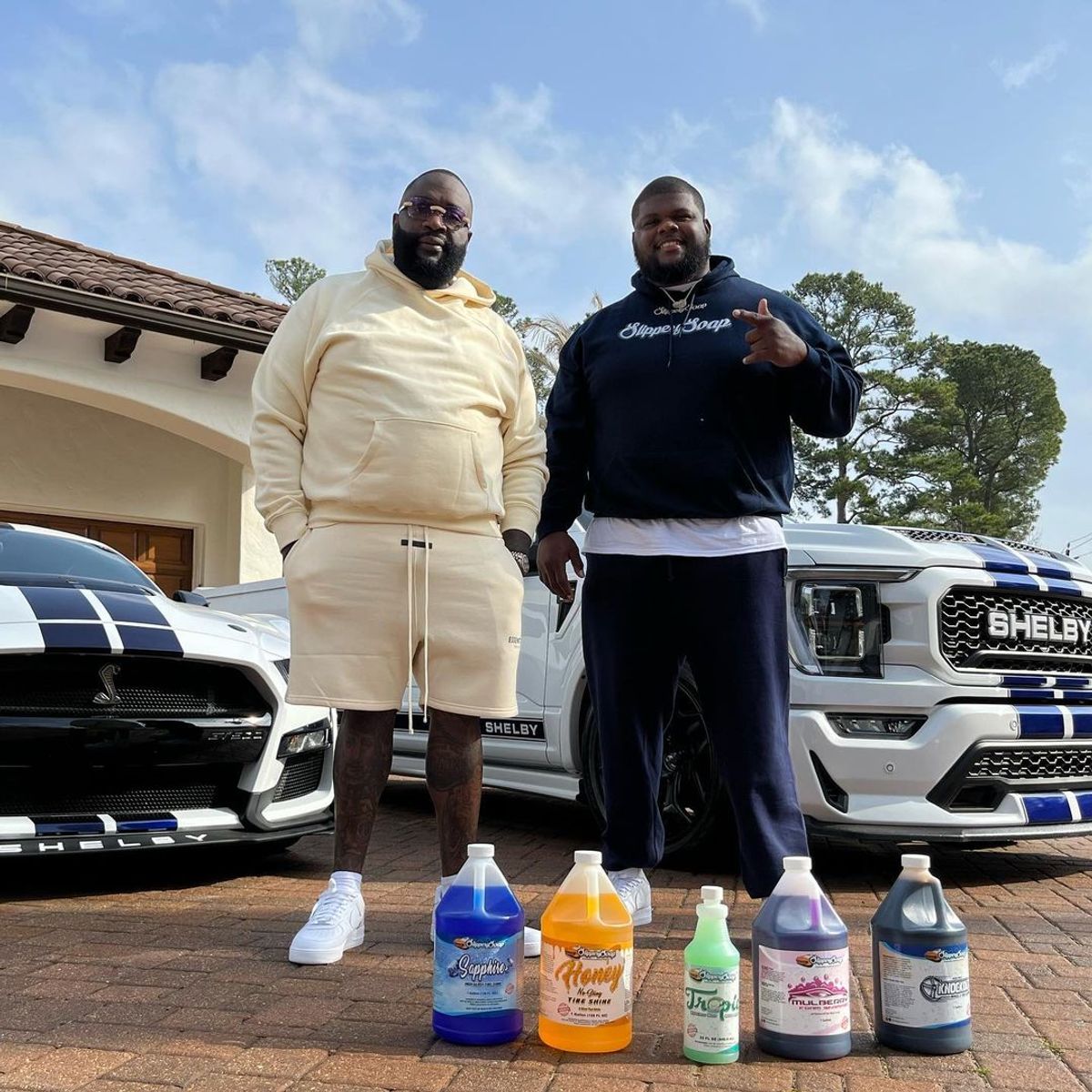 Rick Ross Outfit from January 20, 2023 | WHAT’S ON THE STAR?