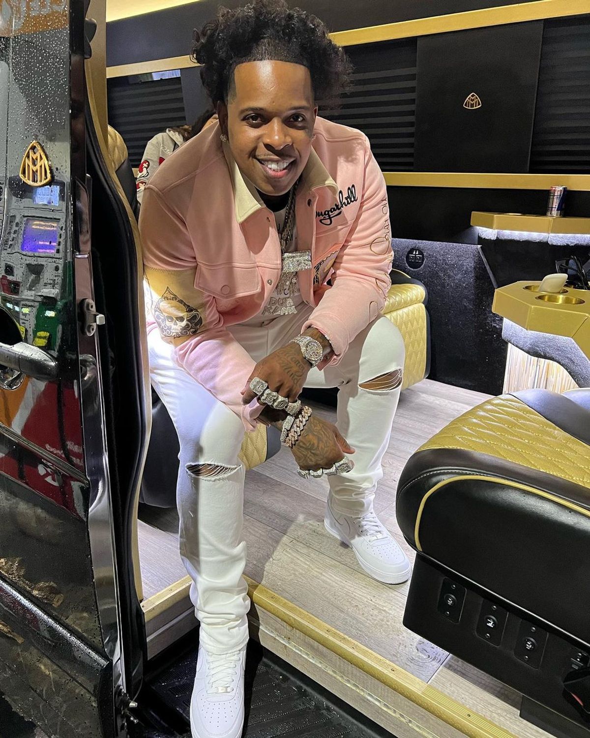 Finesse2tymes Outfit from January 22, 2023 | WHAT’S ON THE STAR?