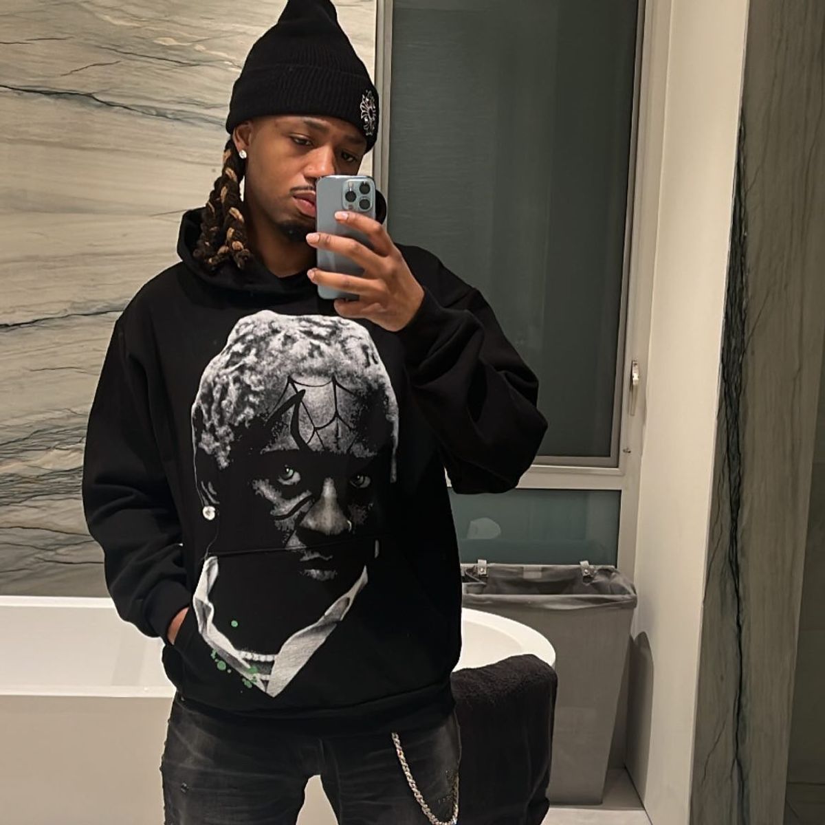Metro Boomin Outfit from January 23, 2023 | WHAT’S ON THE STAR?