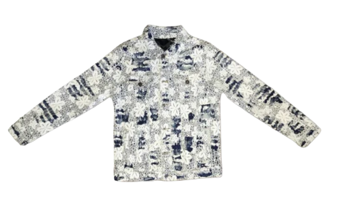 Valabasas Blue Moon Denim Jacket | WHAT’S ON THE STAR?