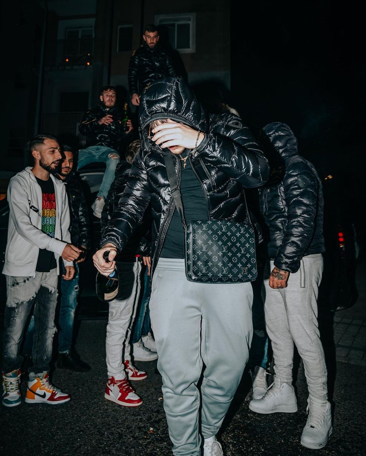 Paky Outfit from October 28, 2022 | WHAT’S ON THE STAR?