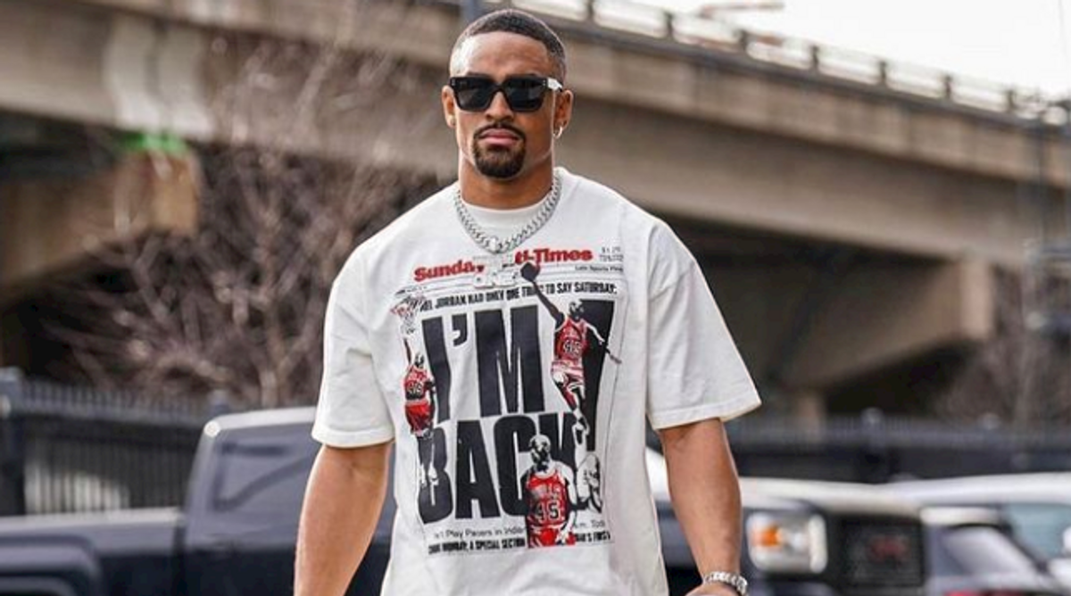 Jalen Hurts: Outfits, Clothes, Style and Fashion | WHAT’S ON THE STAR?