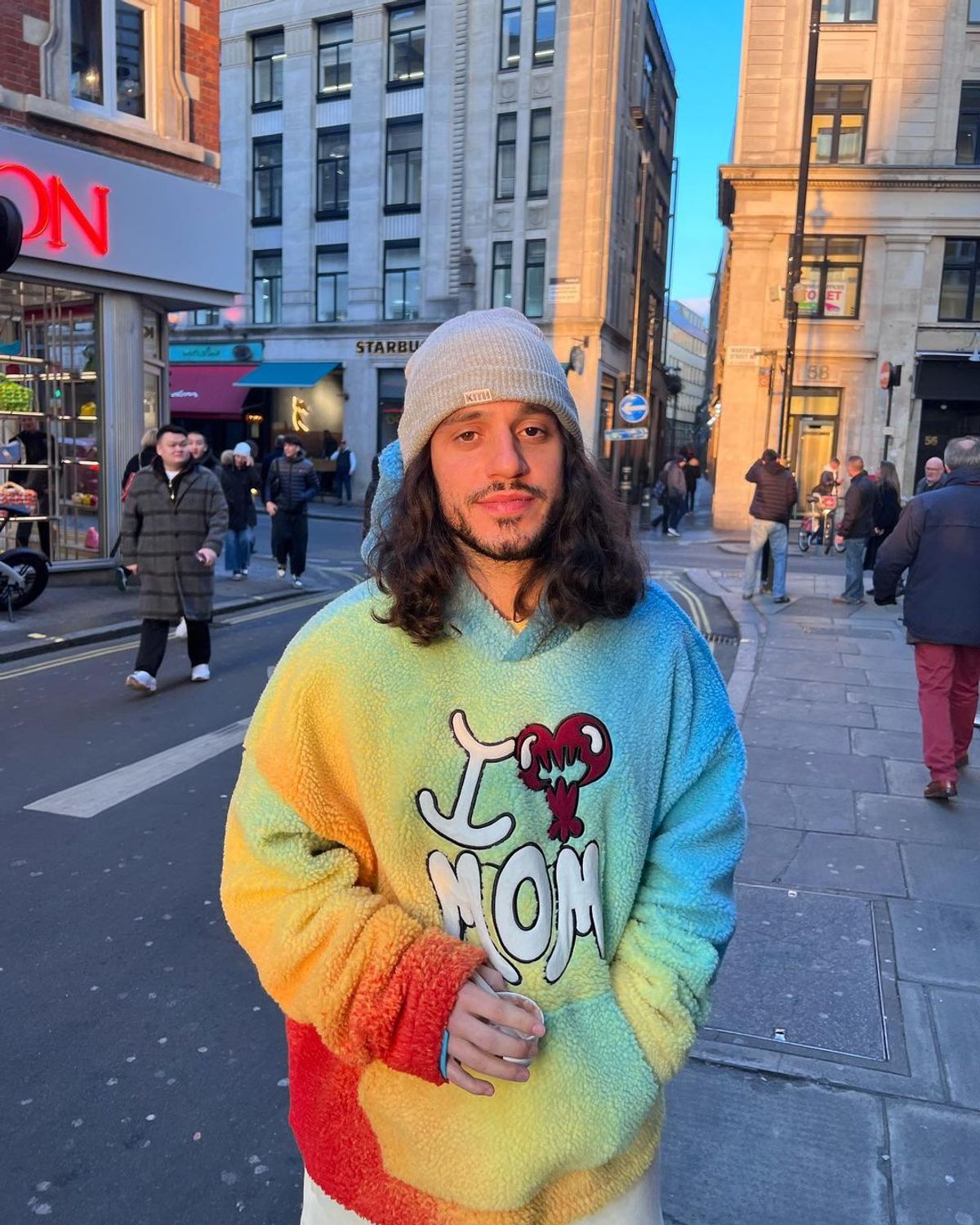 Russ Outfit from January 25, 2023 | WHAT’S ON THE STAR?