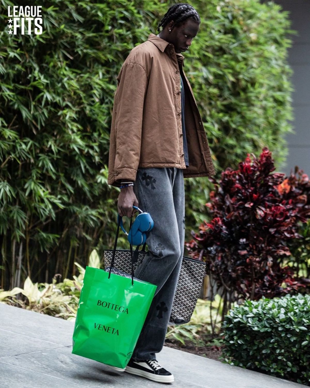 Bol Bol Outfit from January 28, 2023 | WHAT’S ON THE STAR?