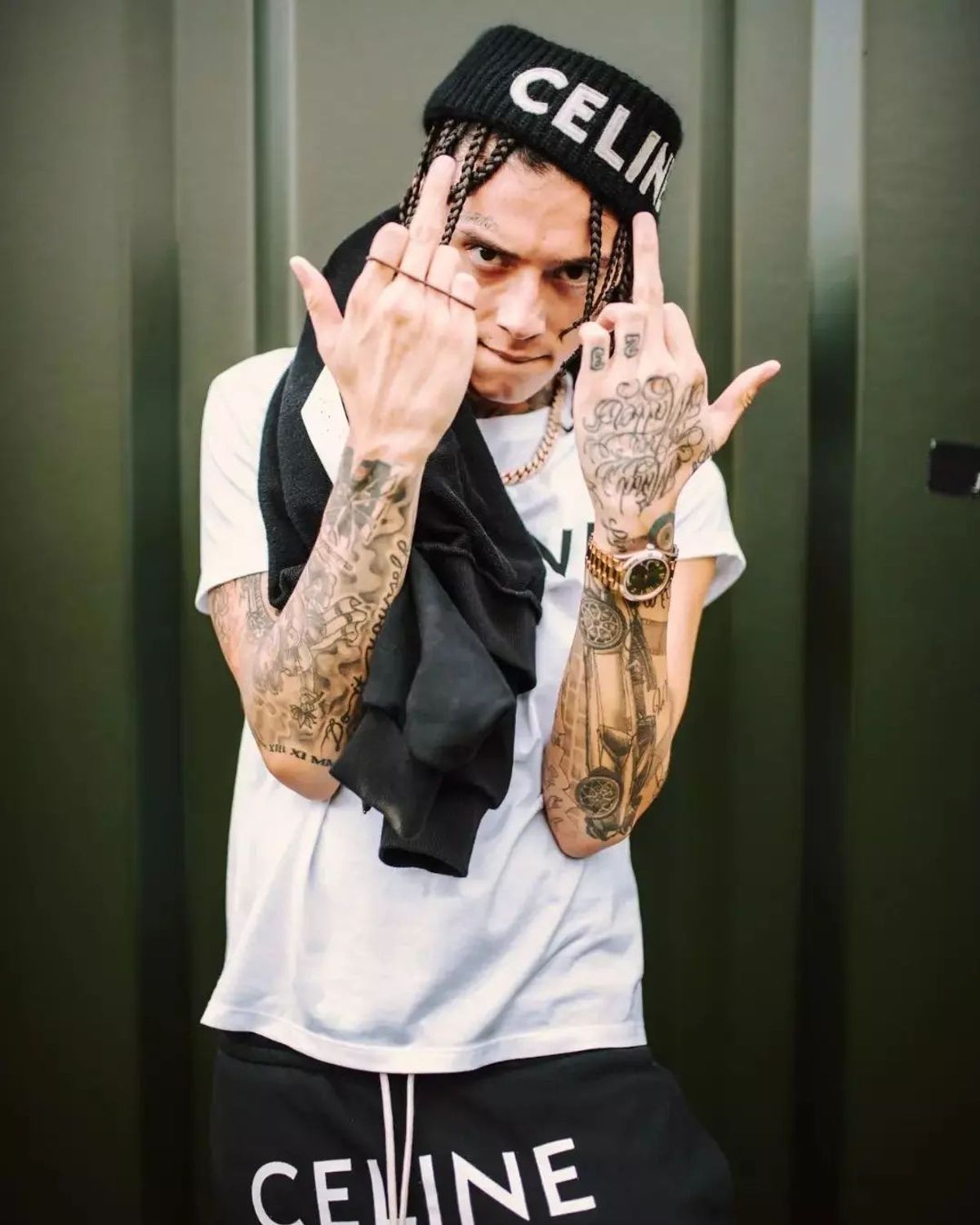 Central Cee Outfit from January 23, 2023 | WHAT’S ON THE STAR?