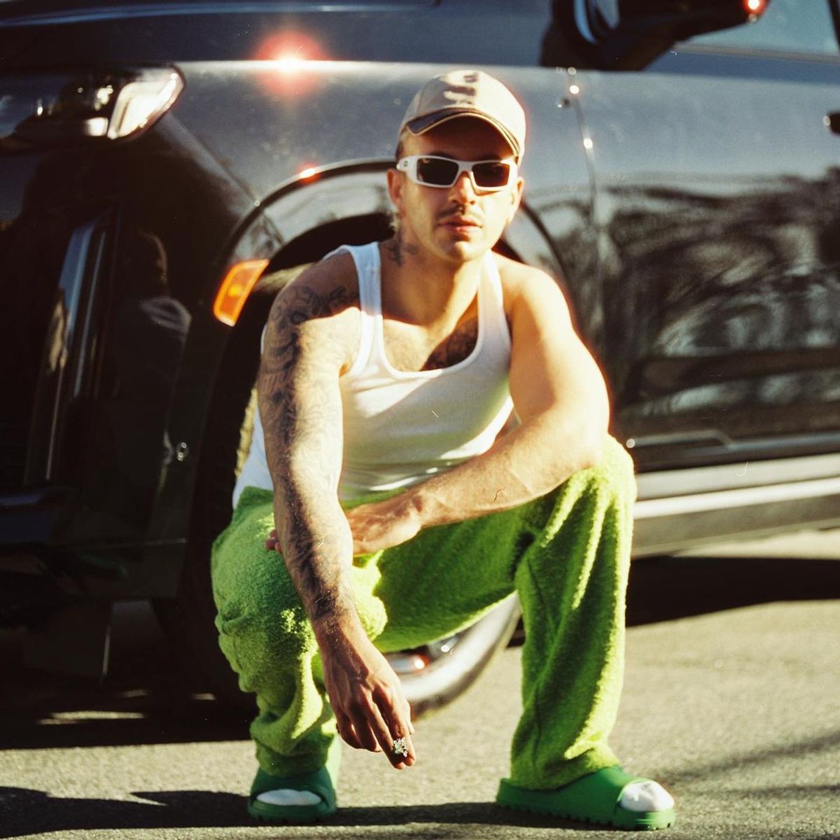 Feid Outfit from January 31, 2023 | WHAT’S ON THE STAR?