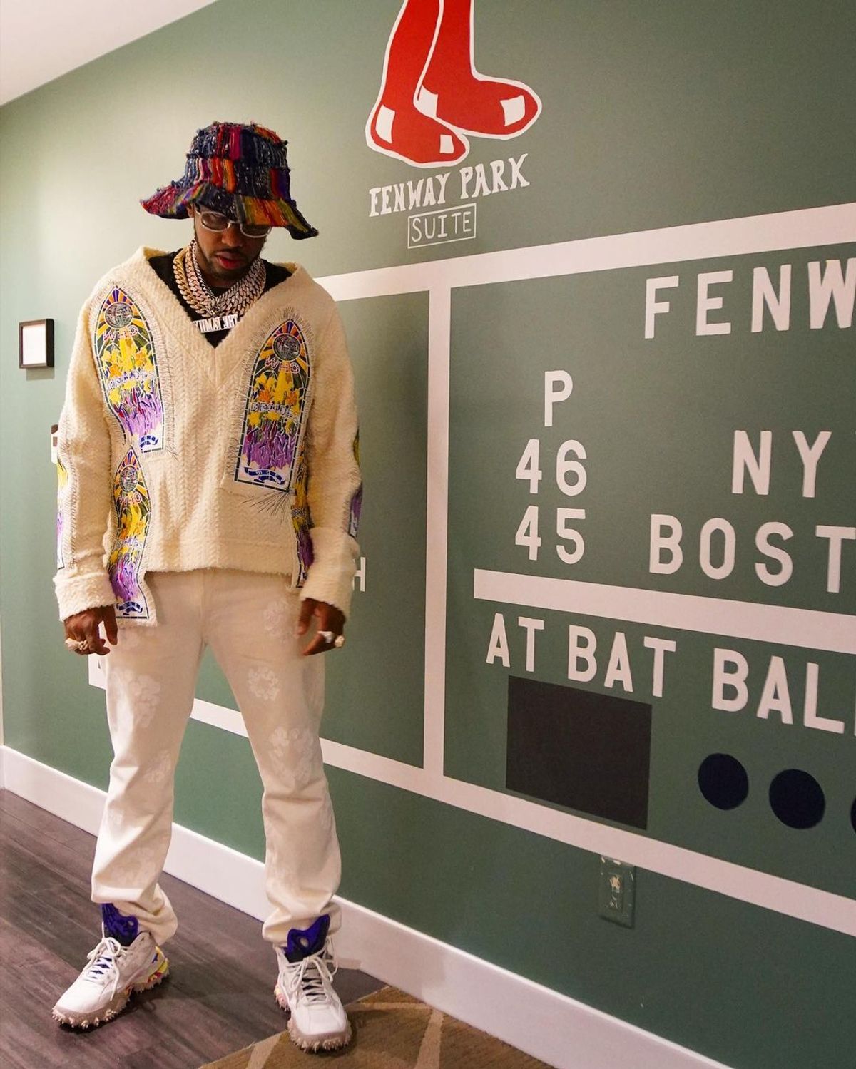 Fabolous Outfit from February 5, 2023 | WHAT’S ON THE STAR?