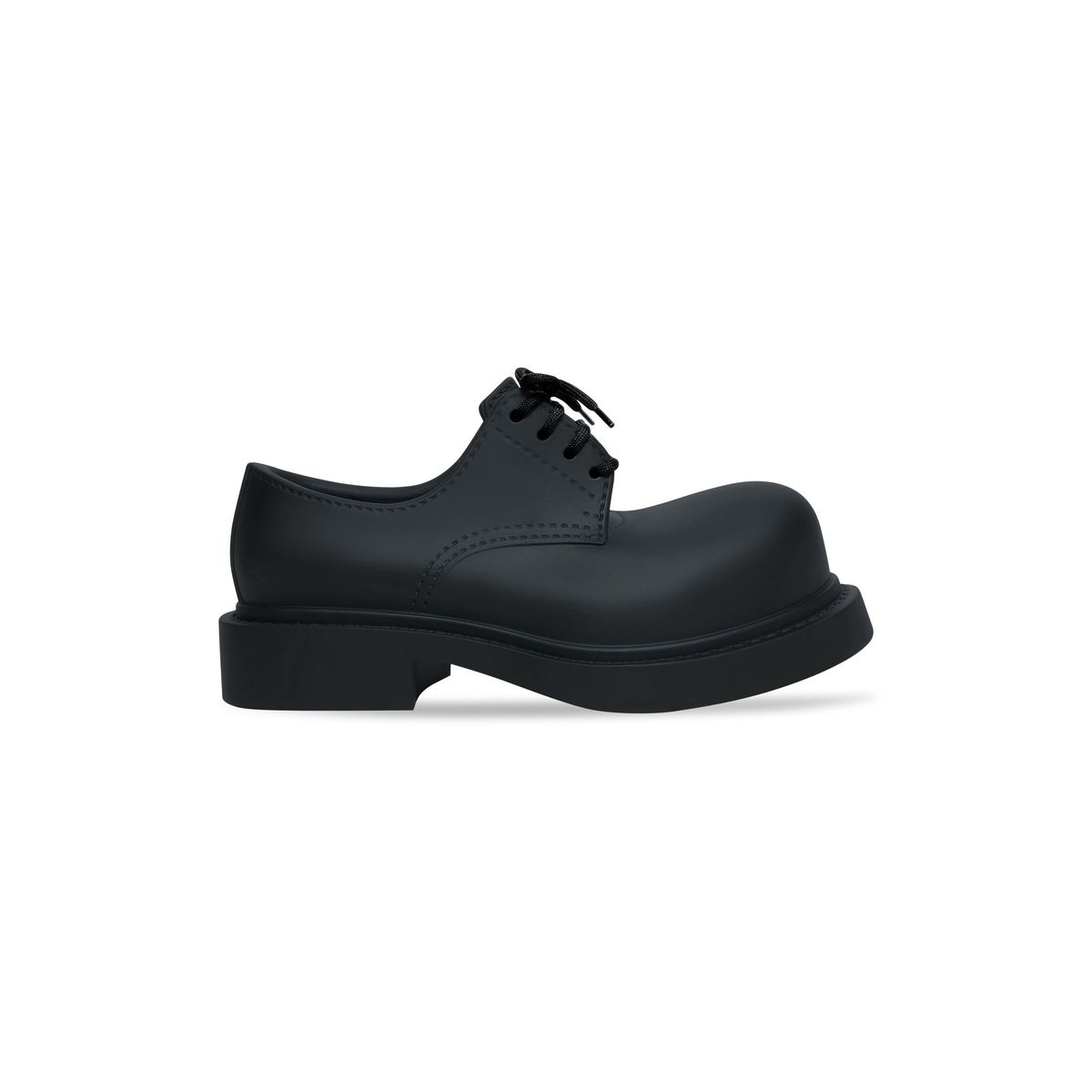 Balenciaga Steroid Derby in Black Shoes | WHAT’S ON THE STAR?