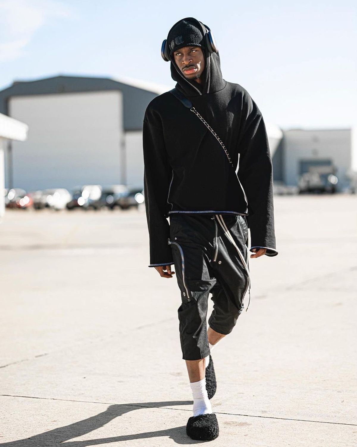 Shai Outfit from February 7, 2023 | WHAT’S ON THE STAR?