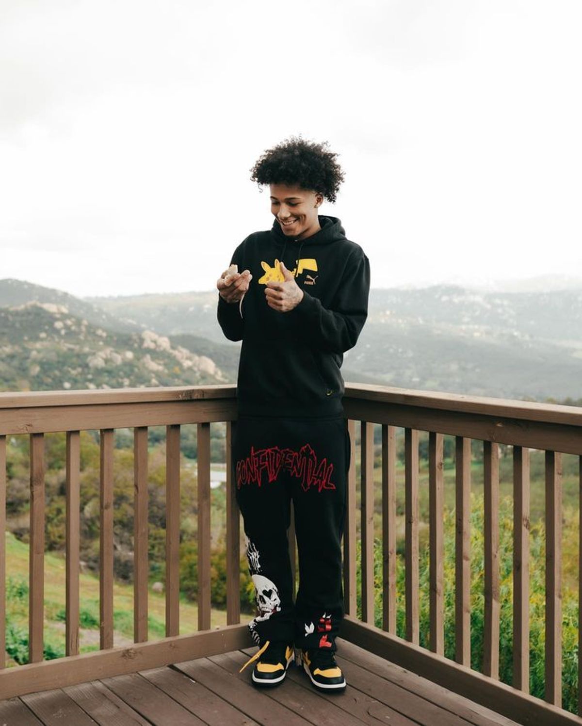 Mikey Outfit from February 15, 2023 | WHAT’S ON THE STAR?