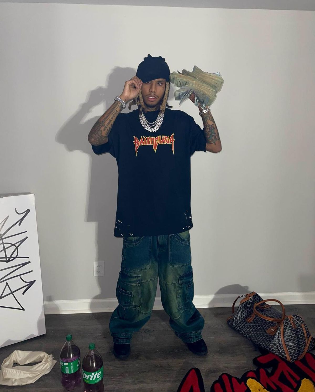 Lil Gnar Outfit from February 17, 2023 | WHAT’S ON THE STAR?