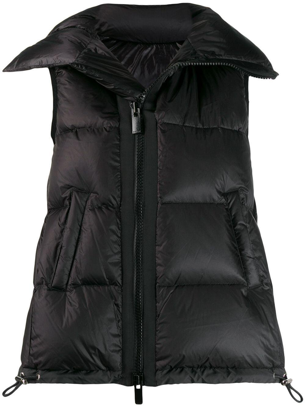 Sacai Black Puffer Jacket | WHAT’S ON THE STAR?