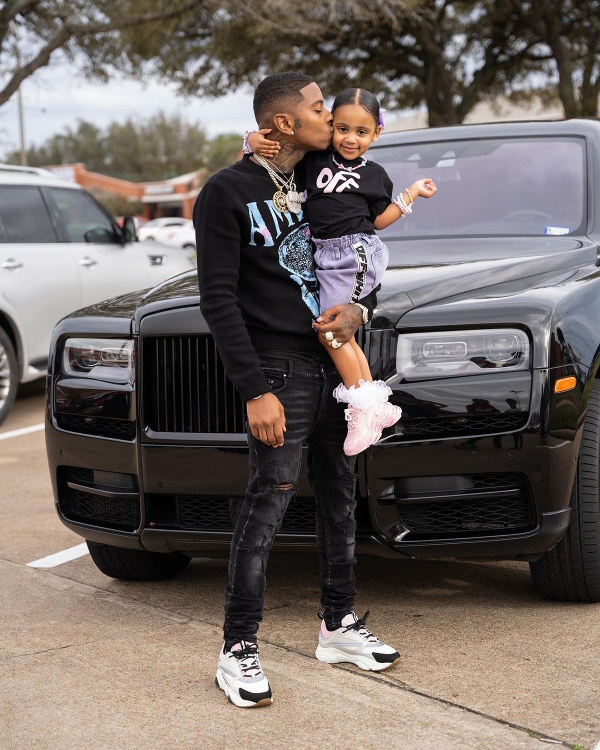 Funny Mike Outfit from February 20, 2023 | WHAT’S ON THE STAR?