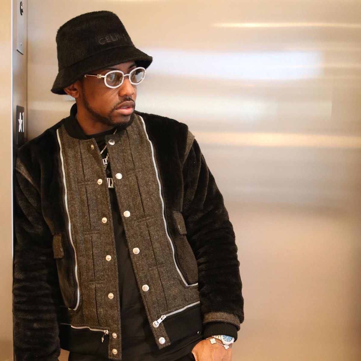 Fabolous Outfit from February 23, 2023 | WHAT’S ON THE STAR?