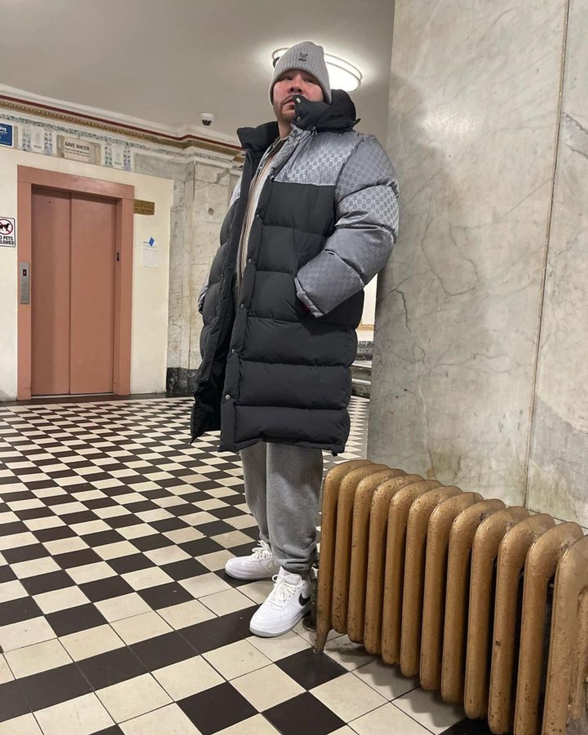Fat Joe Outfit from March 1, 2023 | WHAT’S ON THE STAR?
