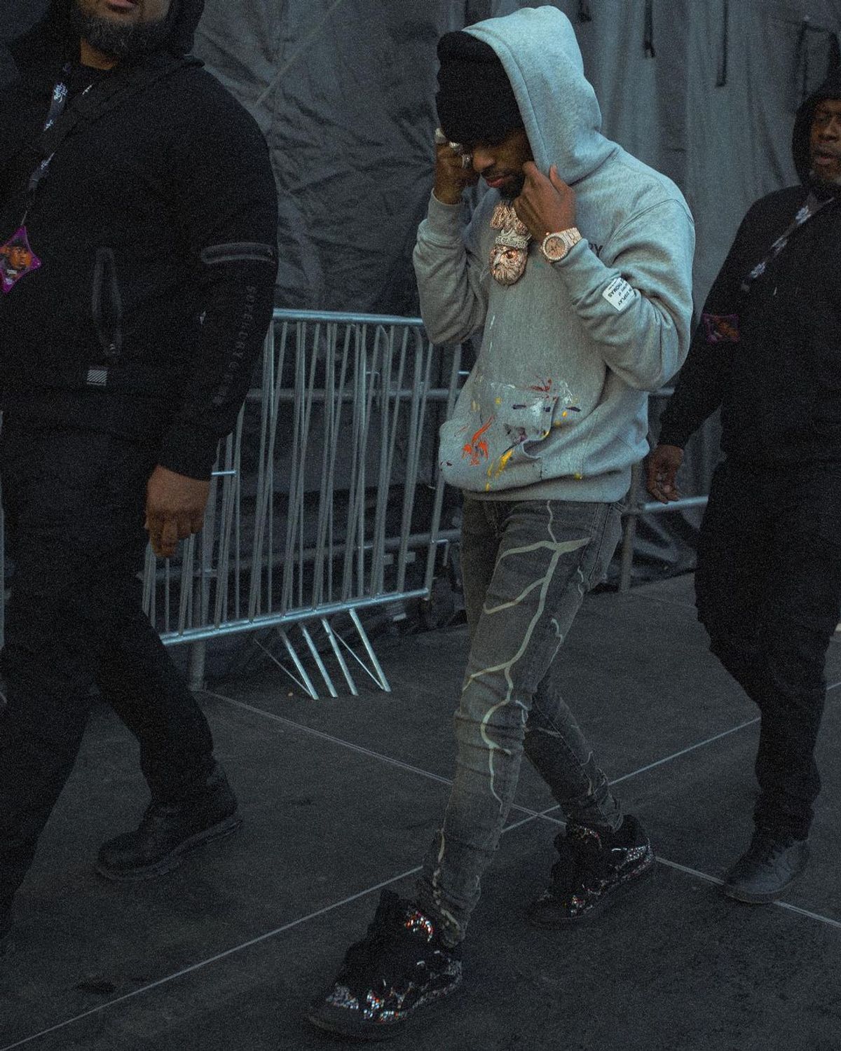 Toosii Outfit from March 8, 2023 | WHAT’S ON THE STAR?