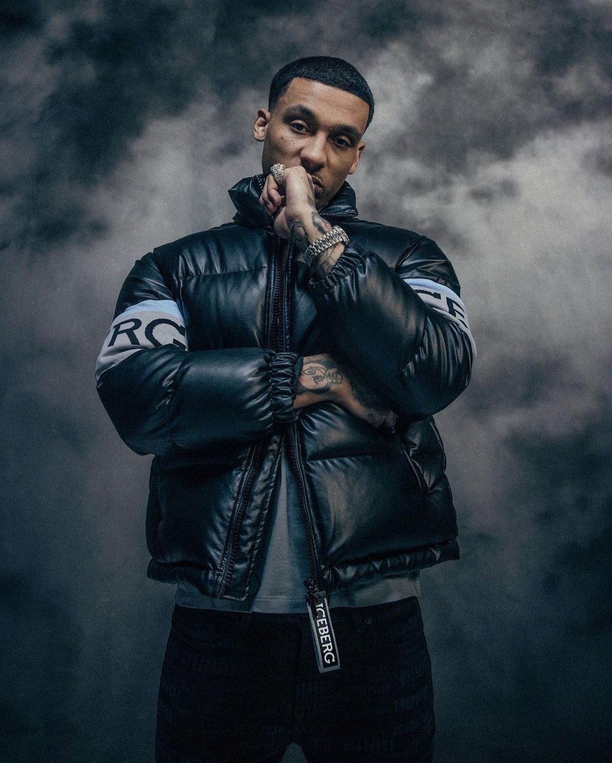 Fredo Outfit from March 7, 2023 | WHAT’S ON THE STAR?