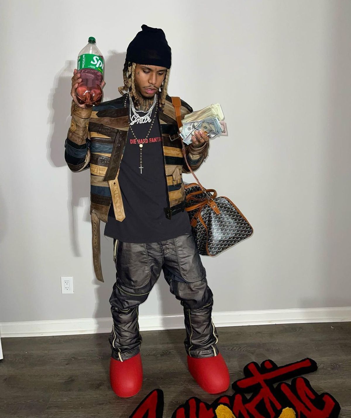 Lil Gnar Outfit from March 14, 2023 | WHAT’S ON THE STAR?