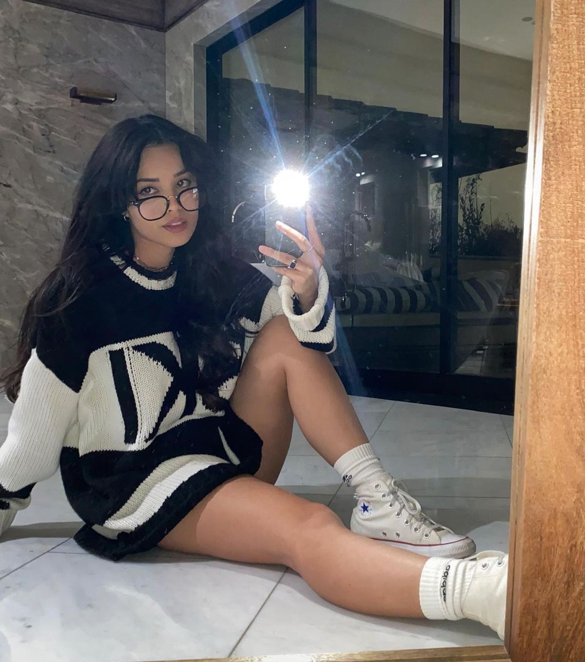 Valkyrae Outfit from January 4, 2023 | WHAT’S ON THE STAR?