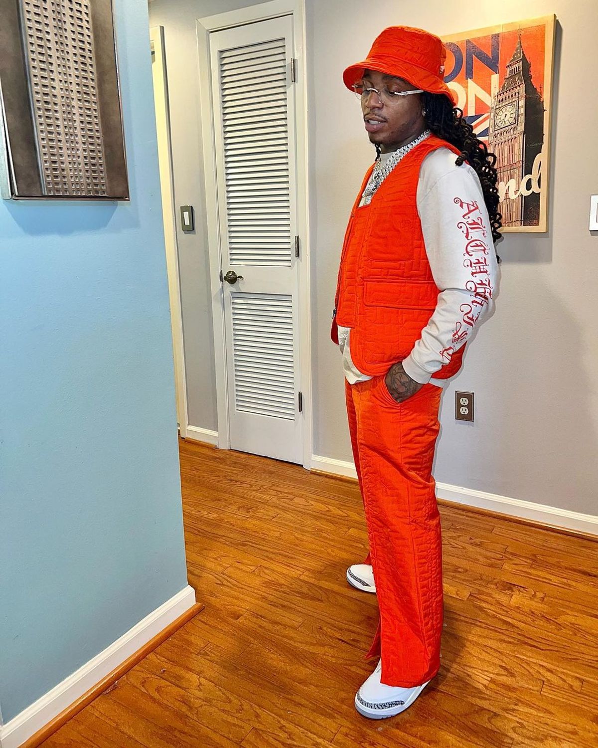 Jacquees Outfit from March 17, 2023 | WHAT’S ON THE STAR?