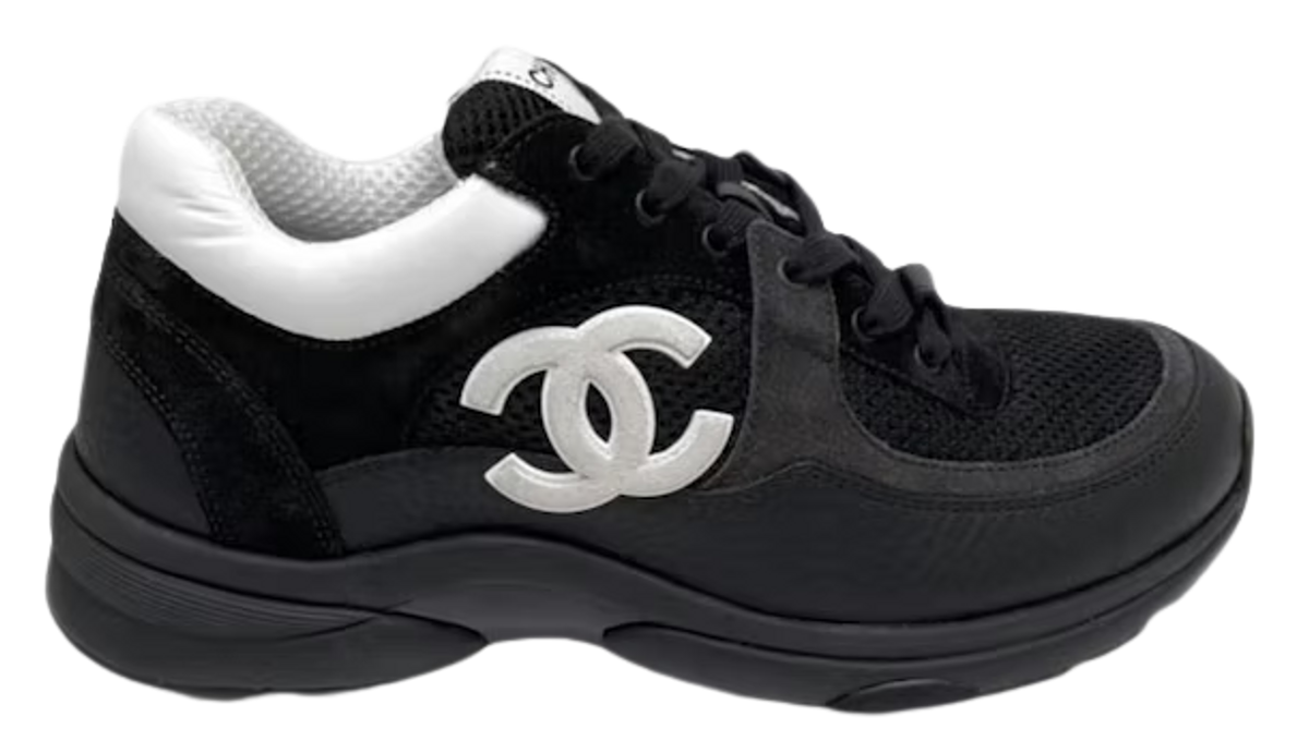 Chanel Low Top Black White Trainers | WHAT’S ON THE STAR?
