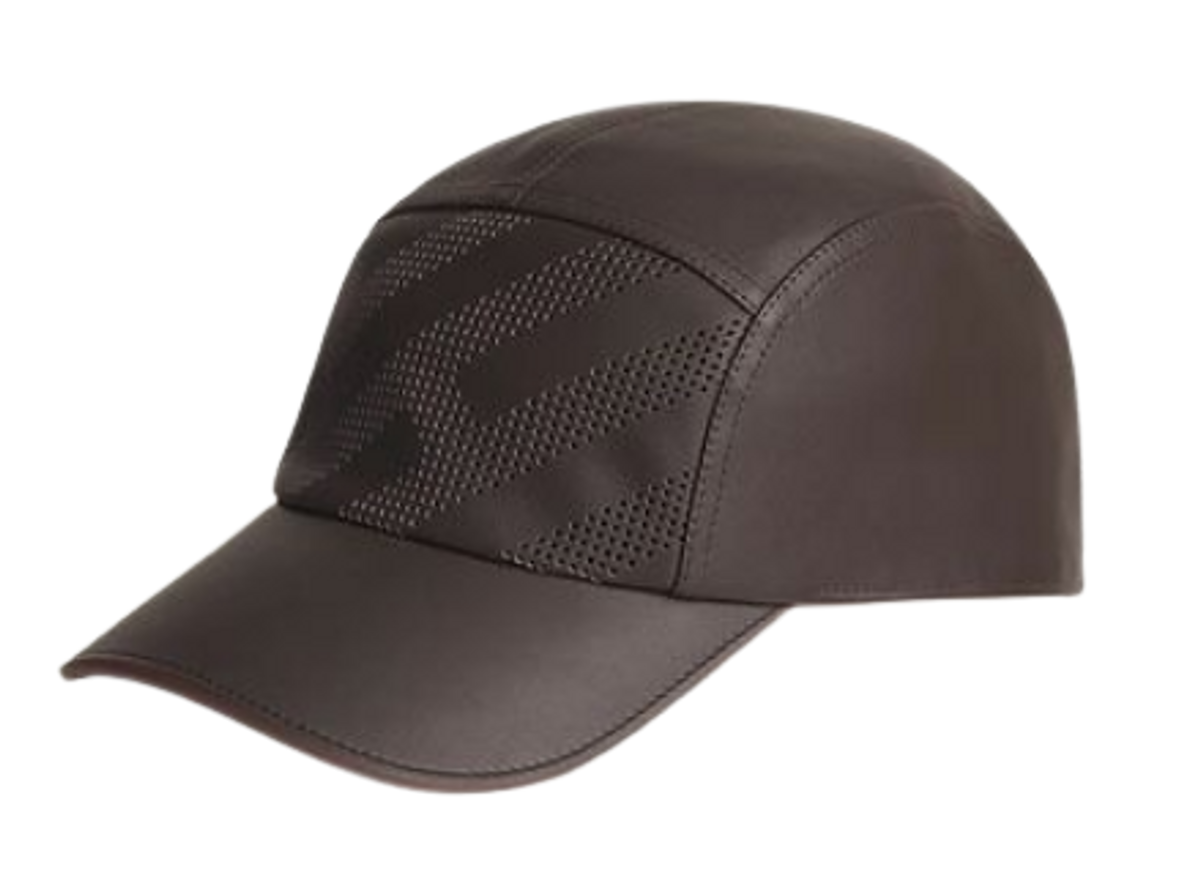 Hermes Black Leather Cap | WHAT’S ON THE STAR?