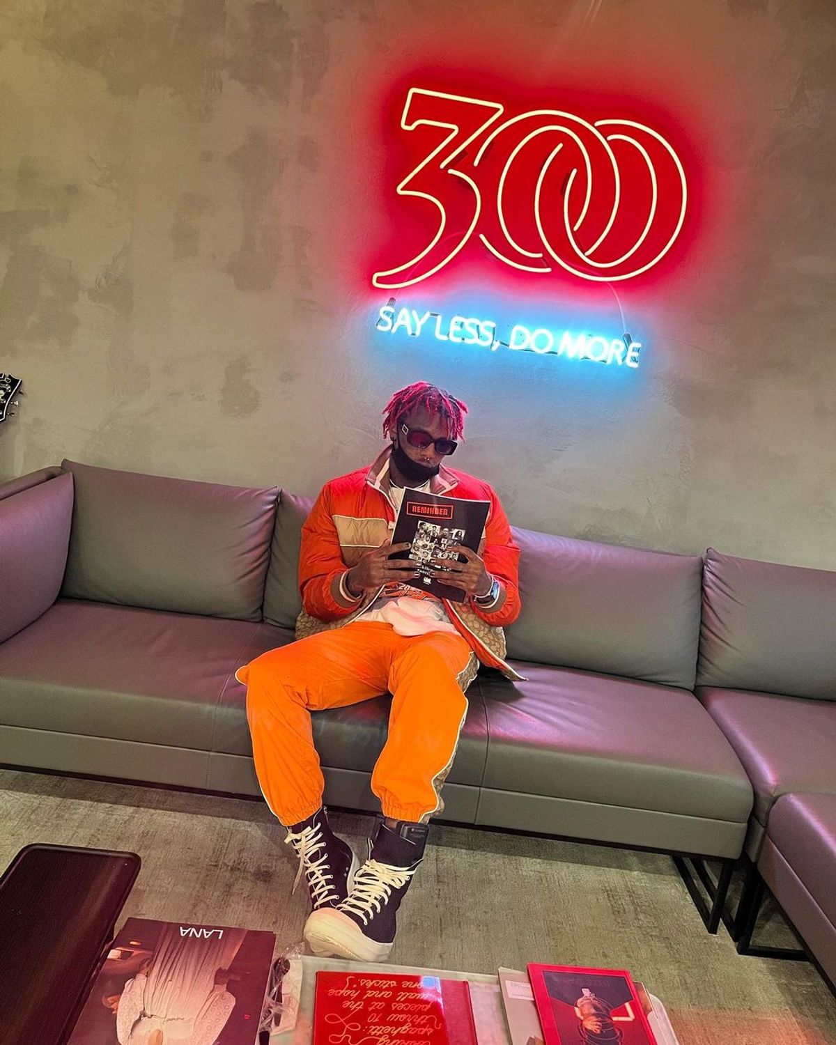 Famous Dex Outfit from March 22, 2023 | WHAT’S ON THE STAR?