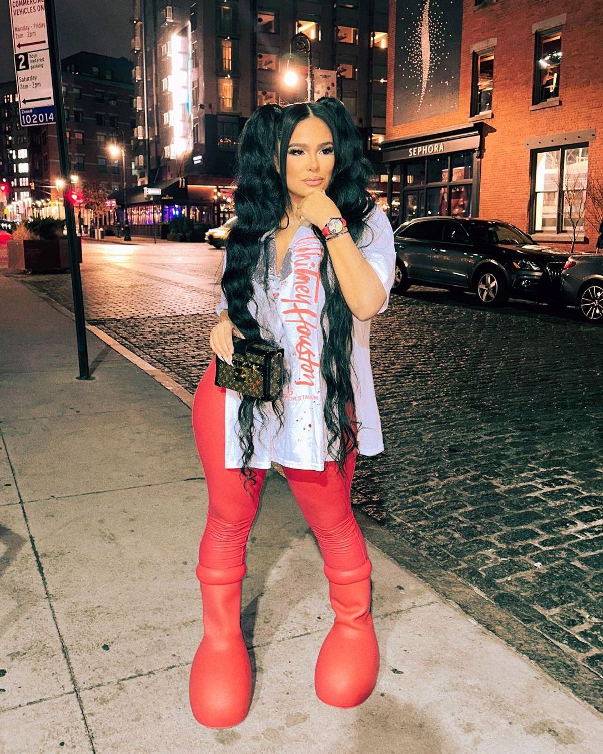 EmilyB Outfit from February 10, 2023 | WHAT’S ON THE STAR?