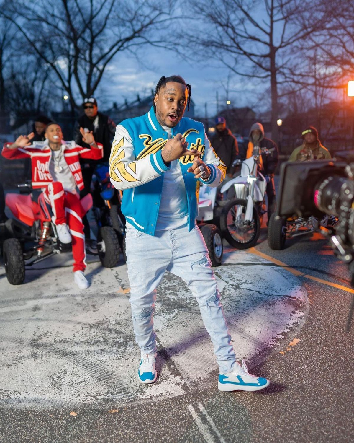 Fivio Foreign Outfit from March 24, 2023 | WHAT’S ON THE STAR?