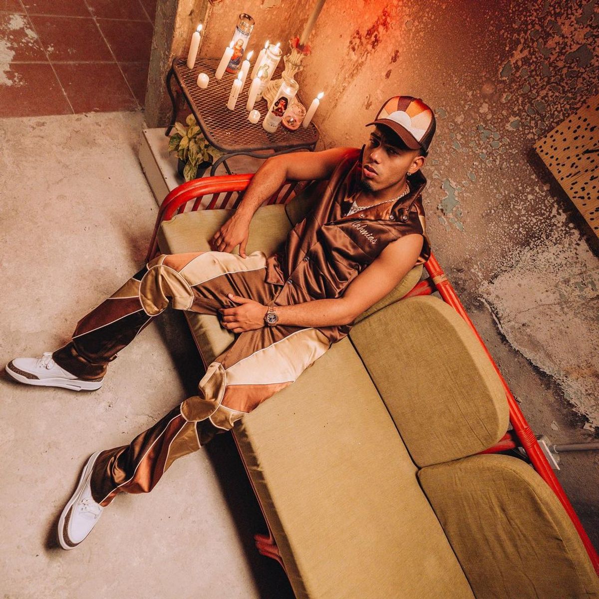 Myke Towers Outfit from March 25, 2023 | WHAT’S ON THE STAR?