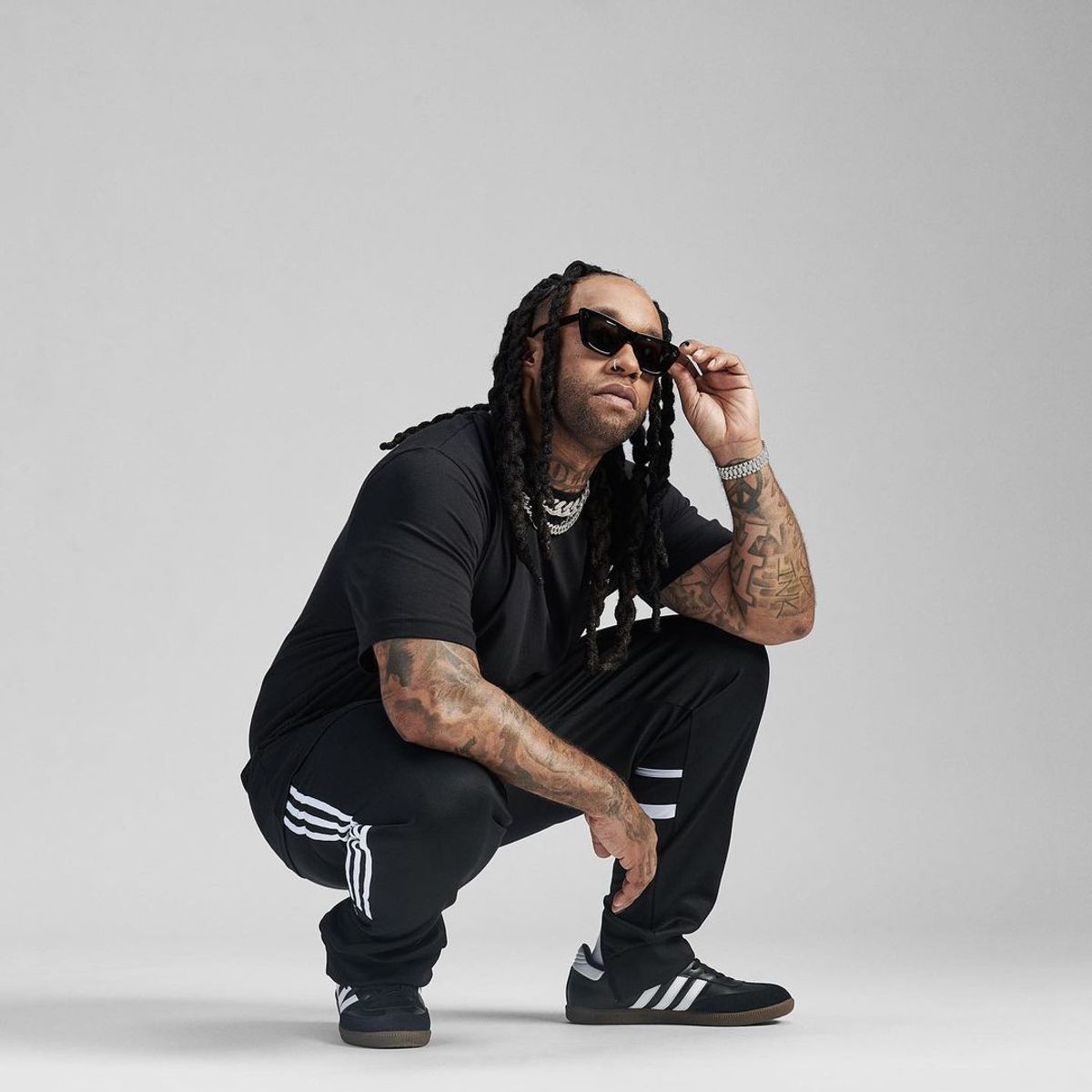 Ty Dolla Sign Outfit from March 25, 2023 | WHAT’S ON THE STAR?