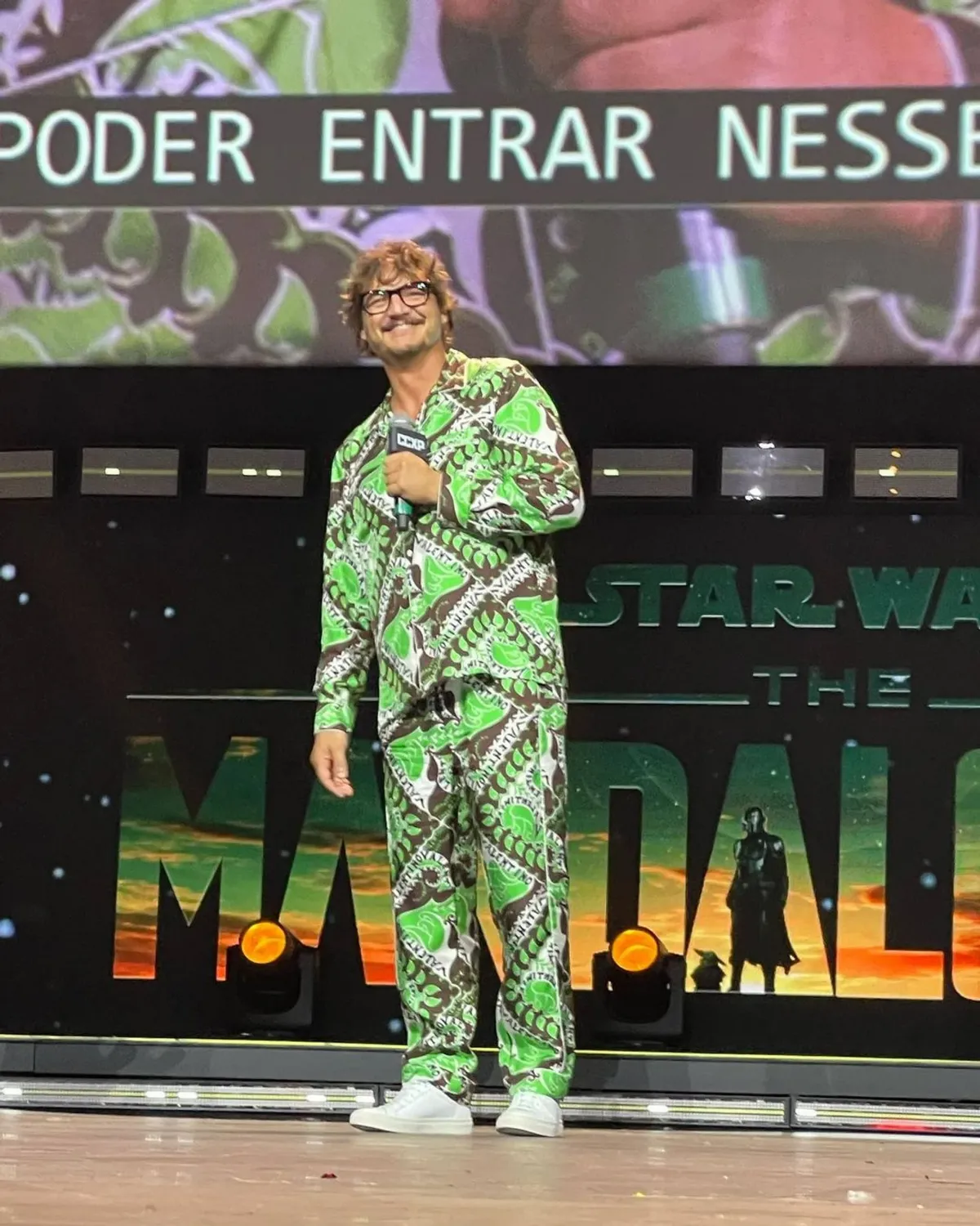 Pedro Pascal Outfit from February 10, 2023 | WHAT’S ON THE STAR?