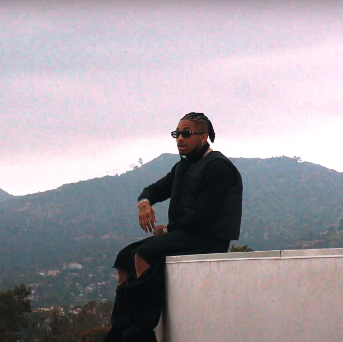 DDG Outfit from February 24, 2023 | WHAT’S ON THE STAR?