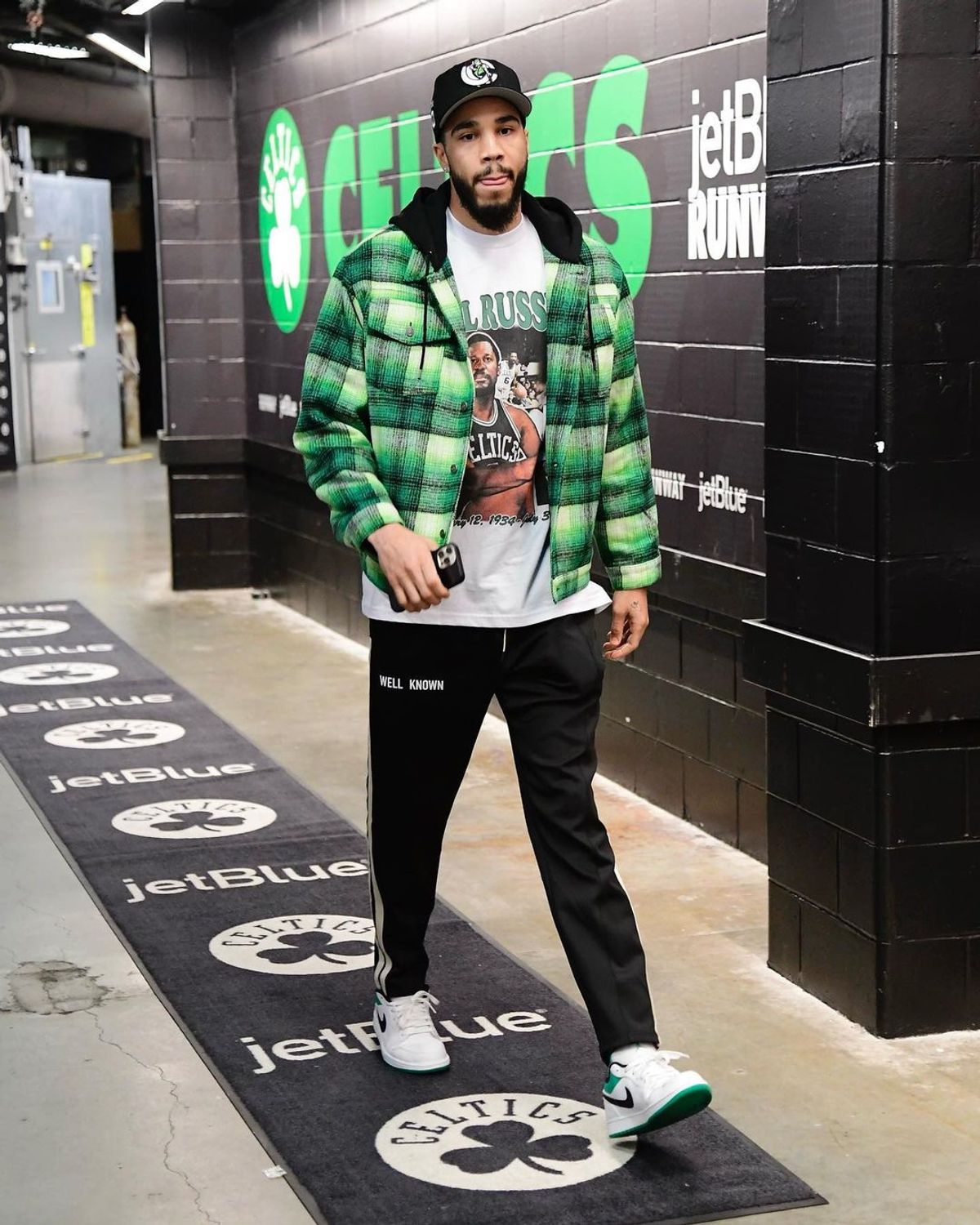 Jayson Tatum Outfit from April 2, 2023 | WHAT’S ON THE STAR?