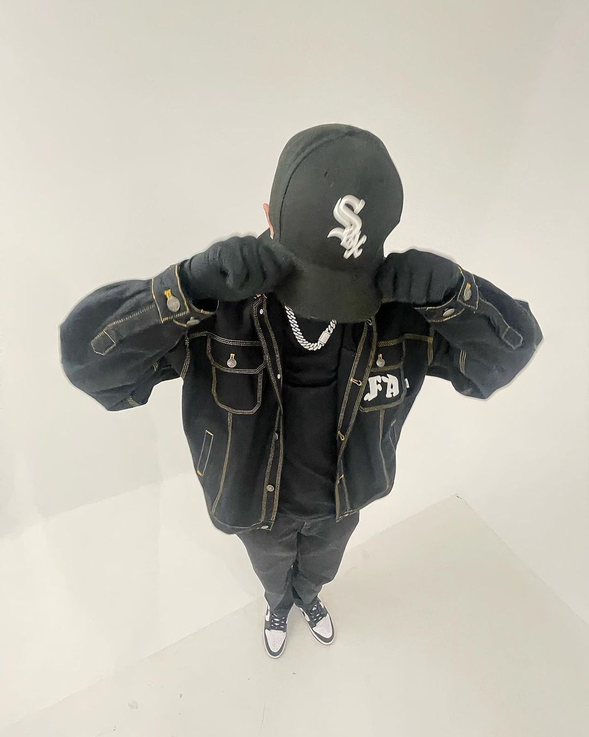D Savage Outfit from April 4, 2023 | WHAT’S ON THE STAR?