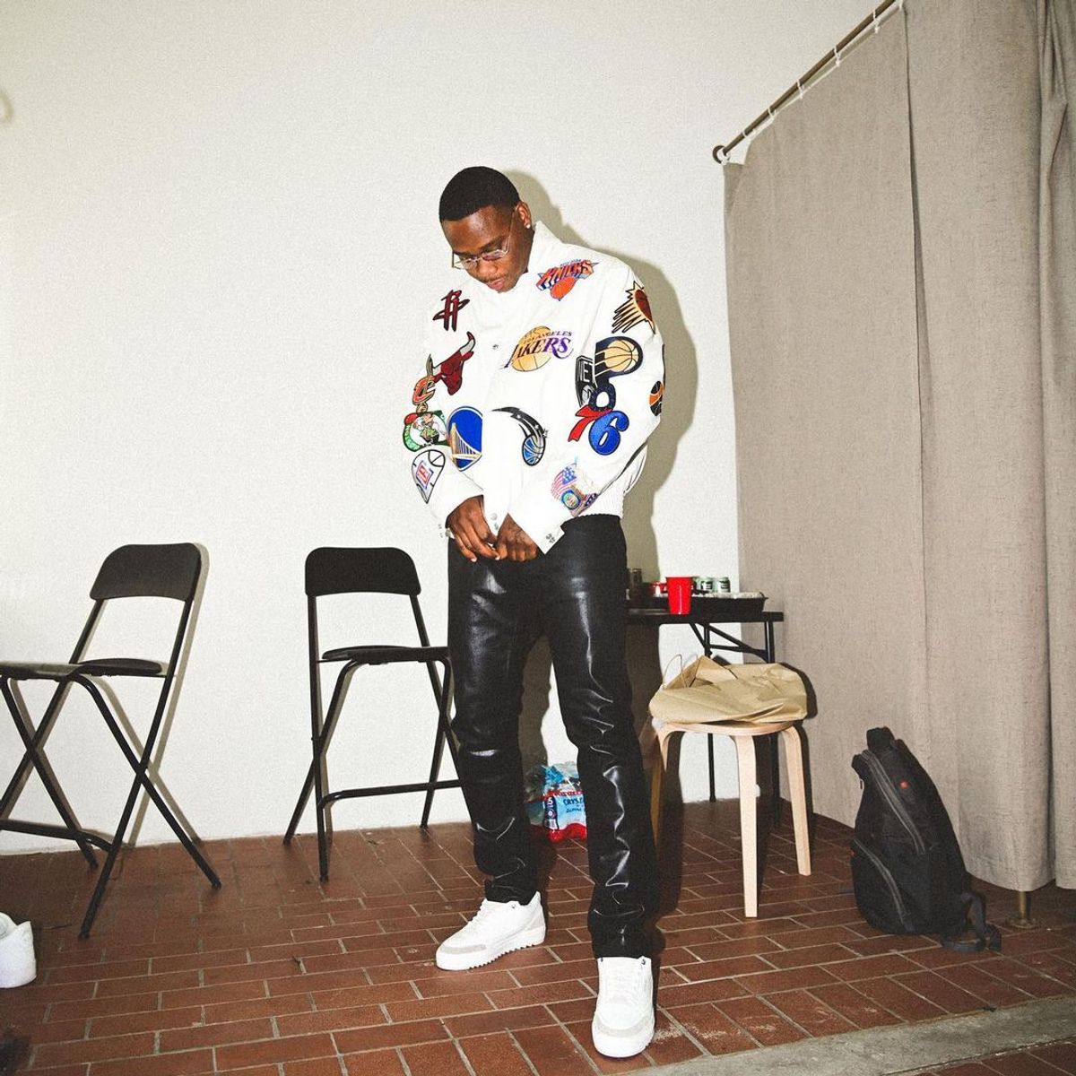 Symba Outfit from April 5, 2023 | WHAT’S ON THE STAR?