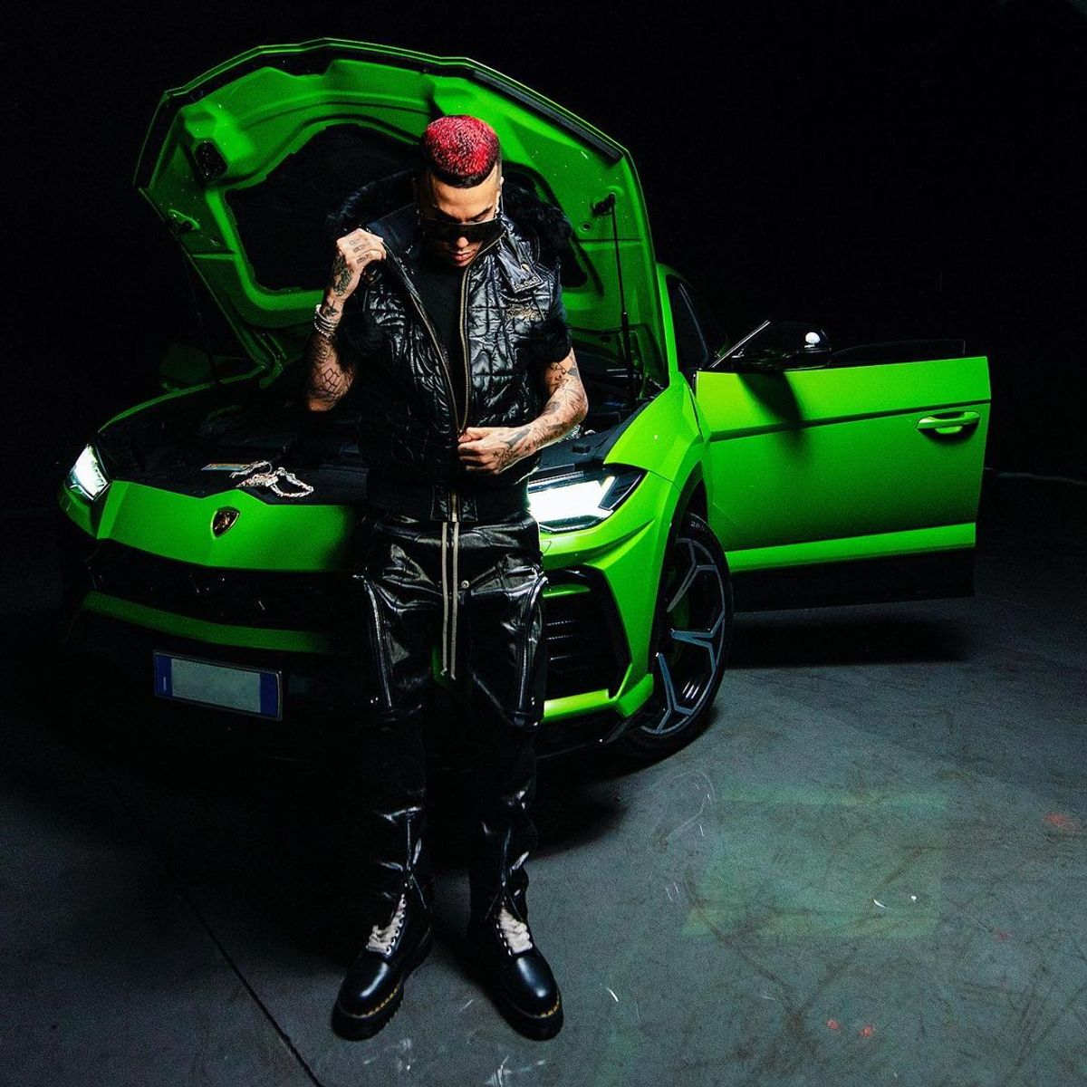 Sfera Ebbasta Outfit from April 7, 2023 | WHAT’S ON THE STAR?