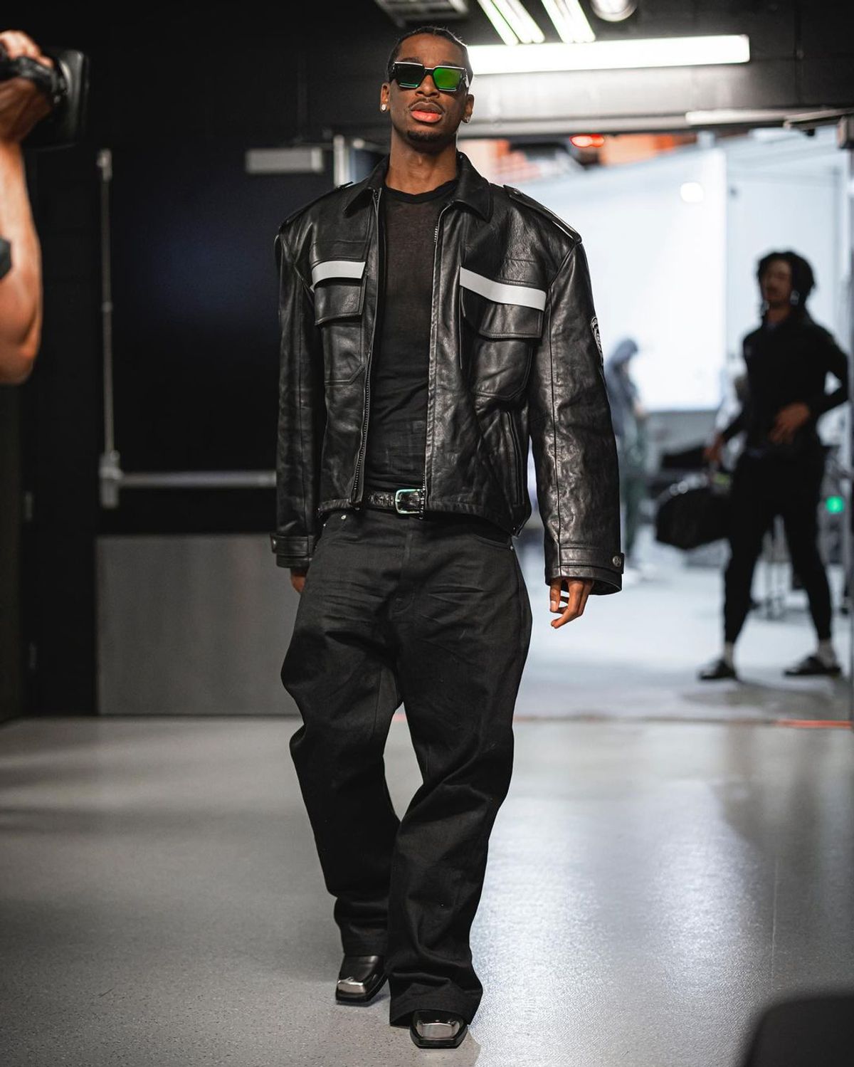 Shai Outfit from April 15, 2023 | WHAT’S ON THE STAR?