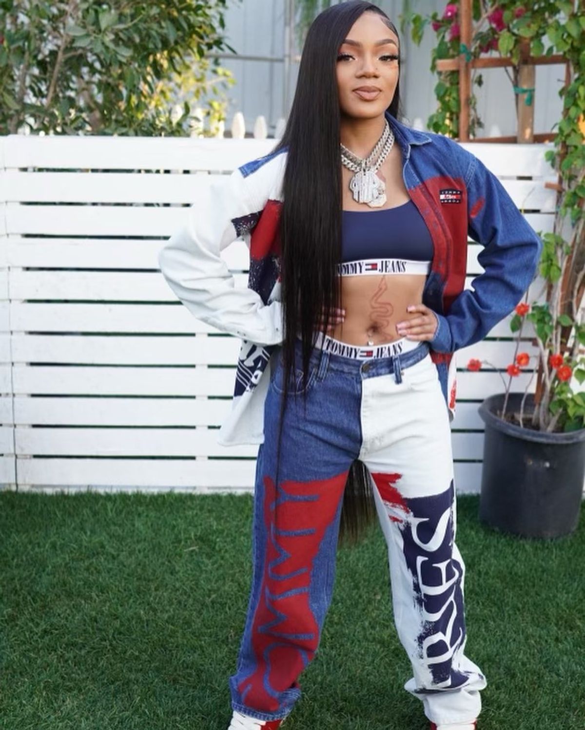 GloRilla Outfit from April 17, 2023 | WHAT’S ON THE STAR?