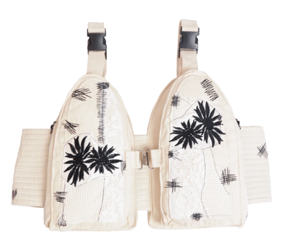 Who Decides War Off White Melded Tablet Vest | WHAT’S ON THE STAR?