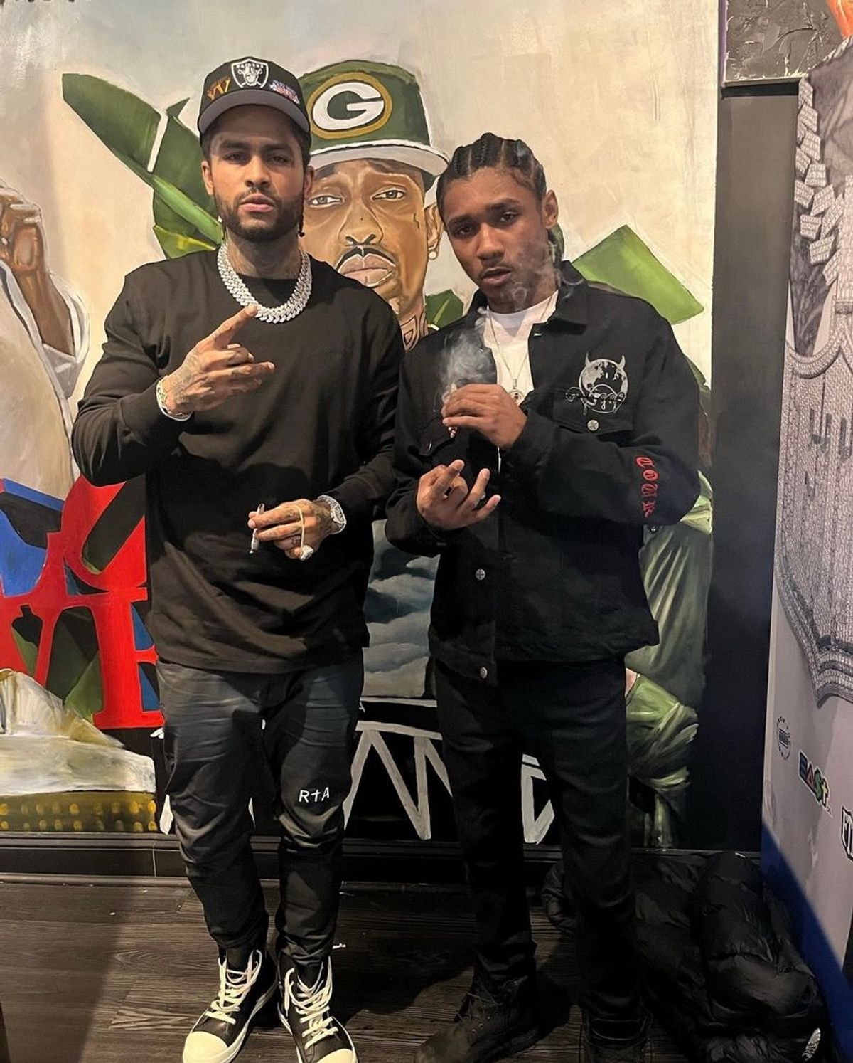 Dave East Outfit from January 1, 2023 | WHAT’S ON THE STAR?