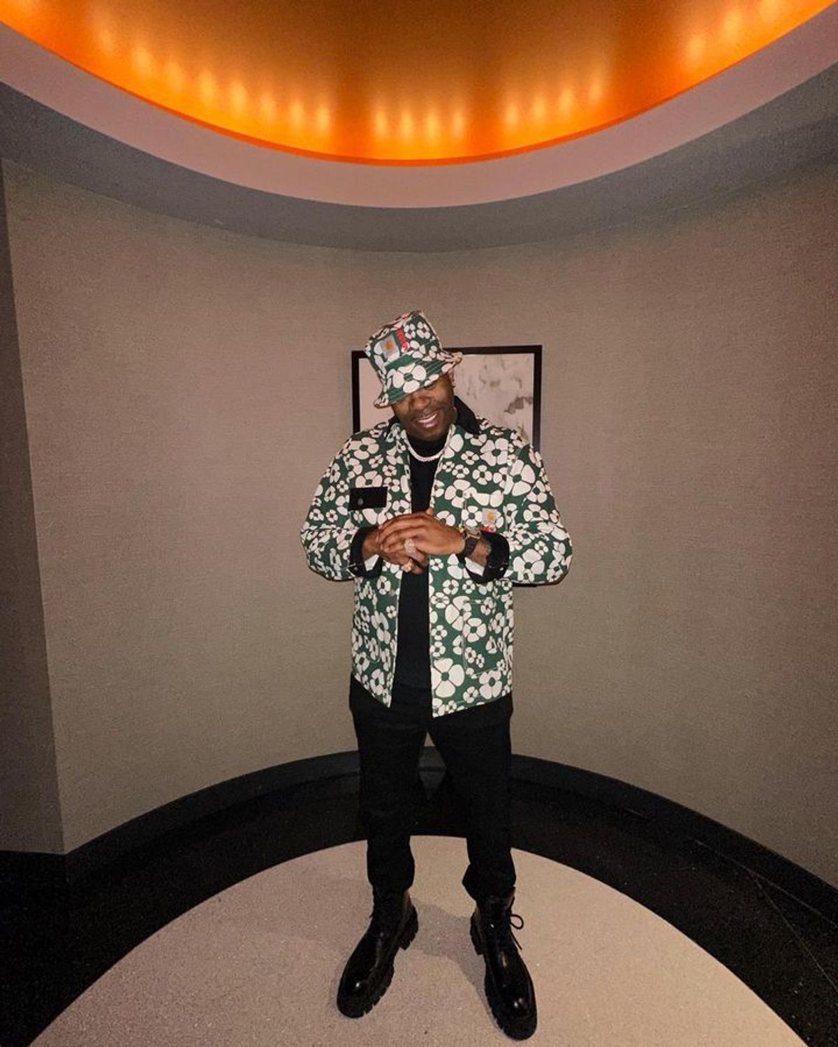 Busta Rhymes Outfit from May 2, 2023 | WHAT’S ON THE STAR?
