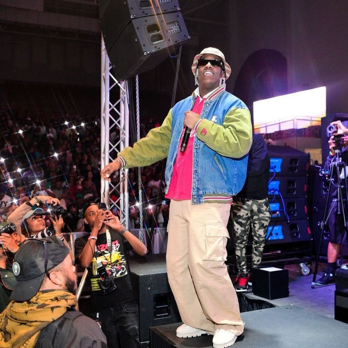 Lil Yachty Outfit from October 19, 2022 | WHAT’S ON THE STAR?