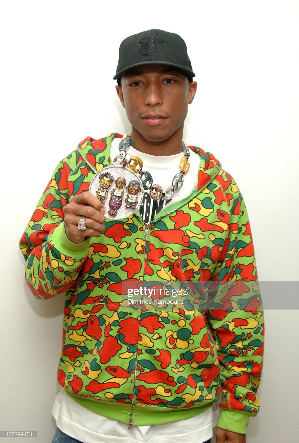 Pharrell Williams Outfit from October 13, 2005 | WHAT’S ON THE STAR?