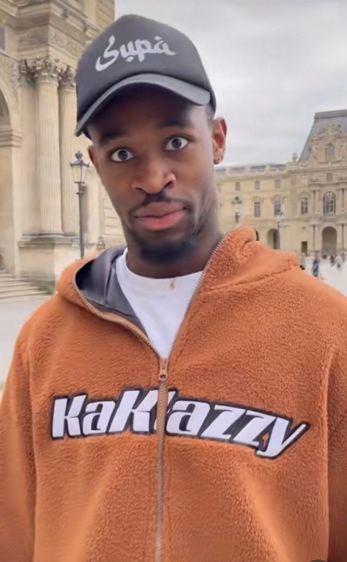 Akamz Outfit from May 16, 2023 | WHAT’S ON THE STAR?