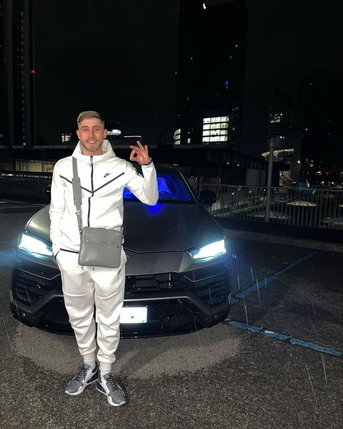 Musso Outfit from May 21, 2023 | WHAT’S ON THE STAR?